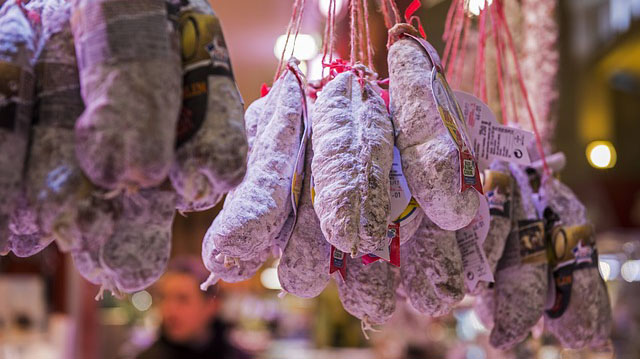 Saucisson saveur ardèche, une raclette et la recette filet mignon de porc